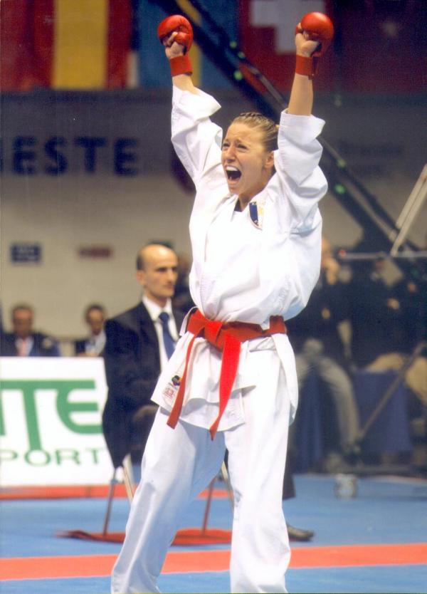 Alexandra Recchia « Photo gallery « Karate Records - Karate results and ...