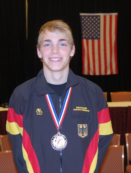 Noah Bitsch « Photo gallery « Karate Records - Karate results and charts